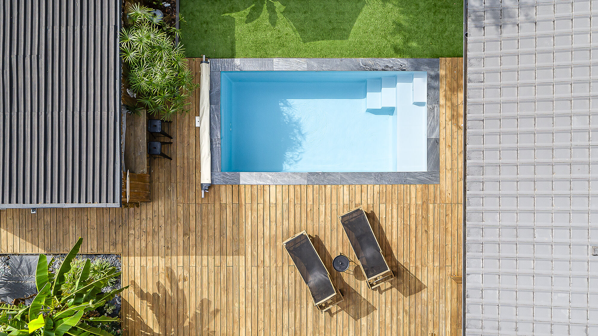 Turn your pool into a terrace - Aboral Piscine